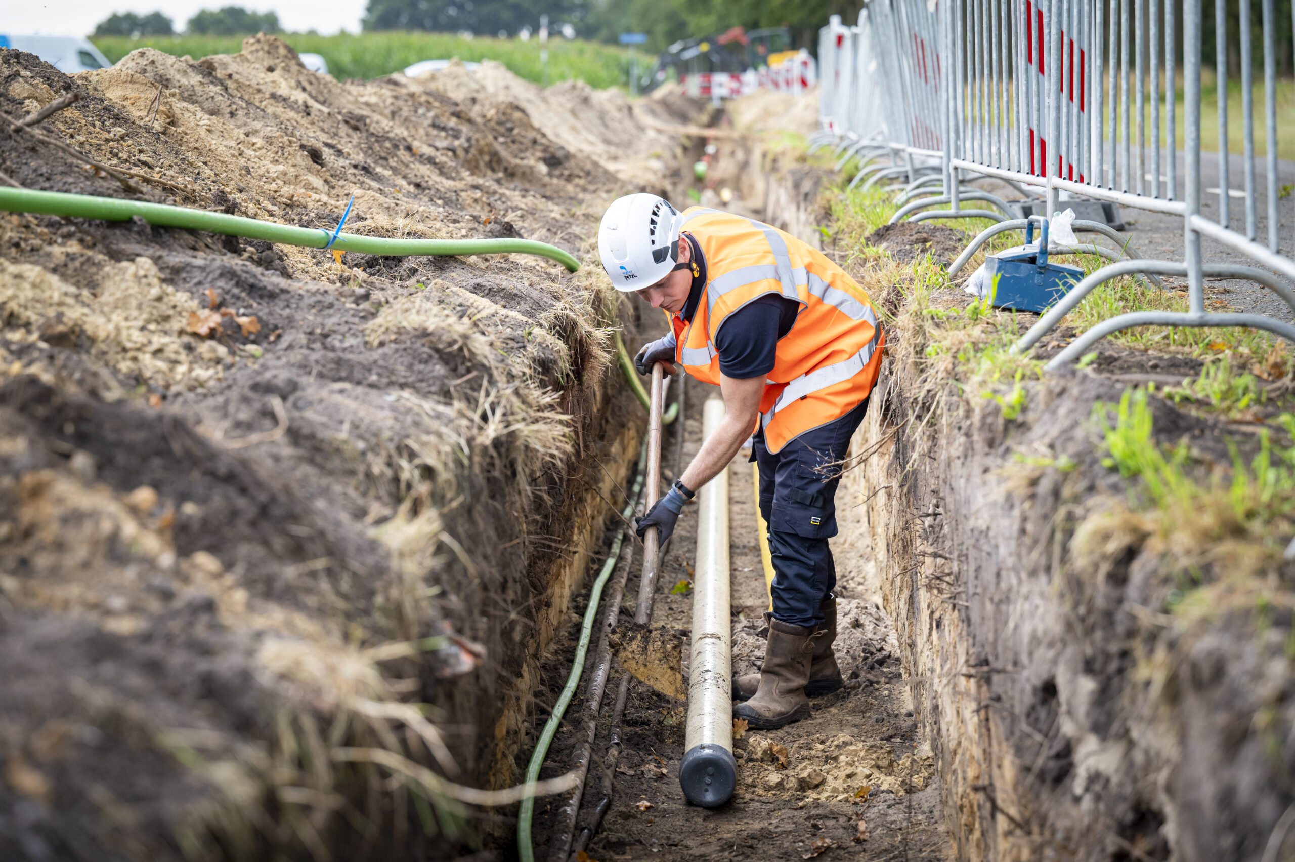 Werk aan de waterleiding in Veenhuizen - WMD